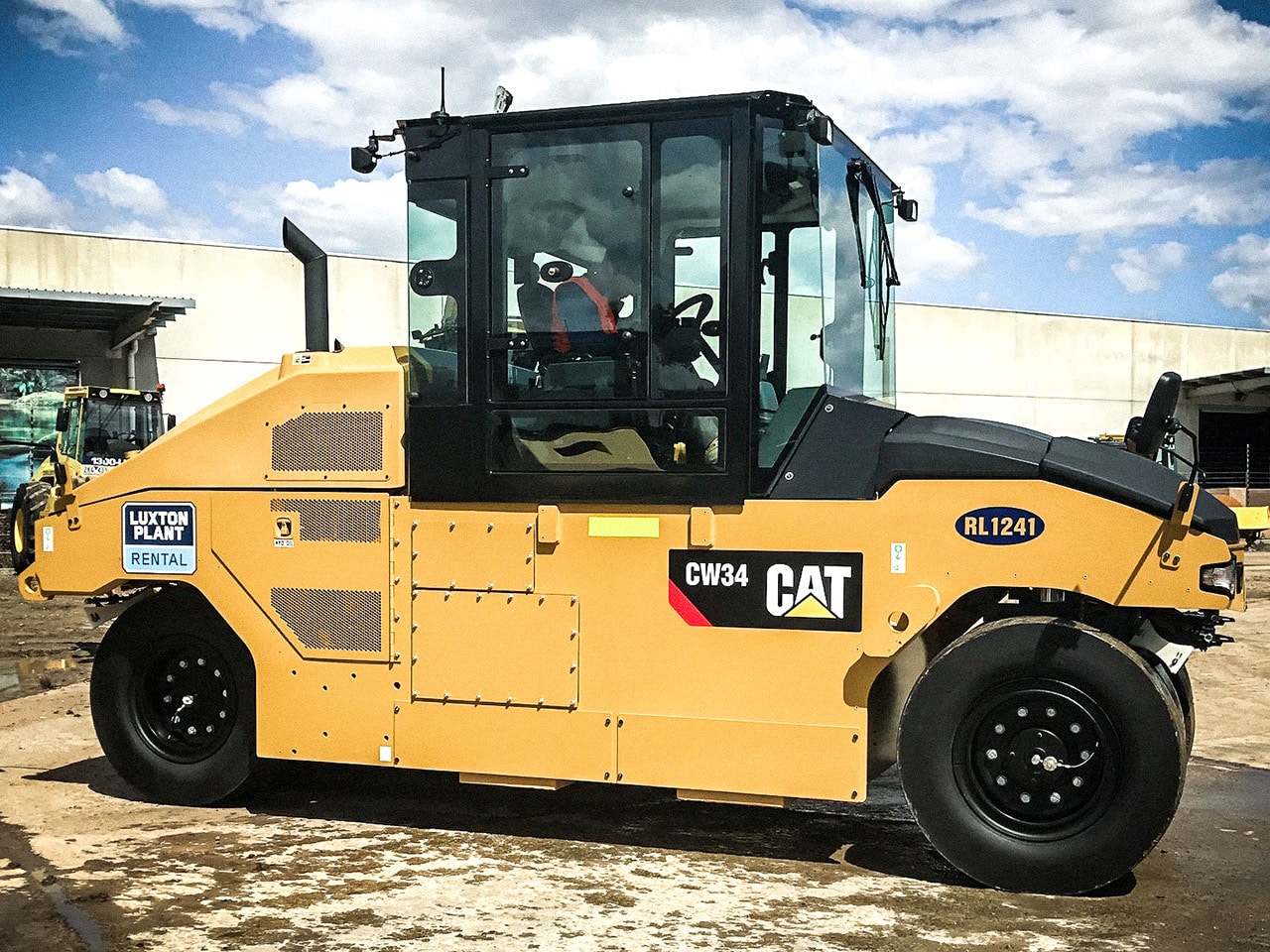 Cat CW34 - Luxton Plant Earthmoving Rental