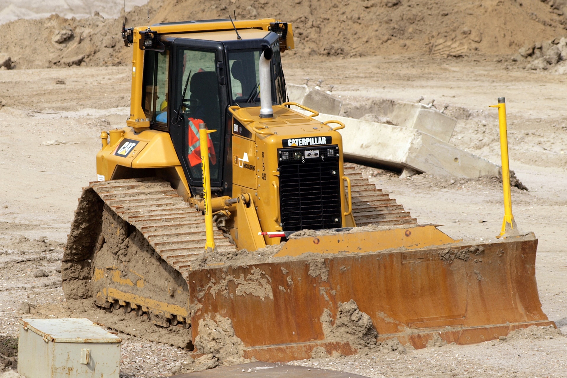 Caterpillar D6R LGP added to our Dozer fleet - Luxton Plant Earthmoving ...